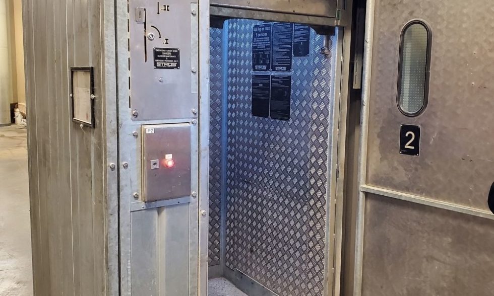 Ensuring Safety with Explosion-Proof Industrial Elevators in Hazardous ...